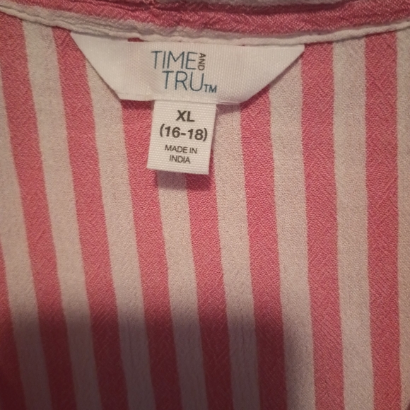 Time and Tru | Tops | Nwot Time And Tru Tank | Poshmark
